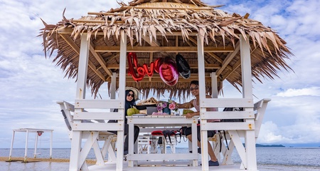 2D1N Floating Coral Bar, Tip Of Borneo & Kudat Tour - SabahTravel